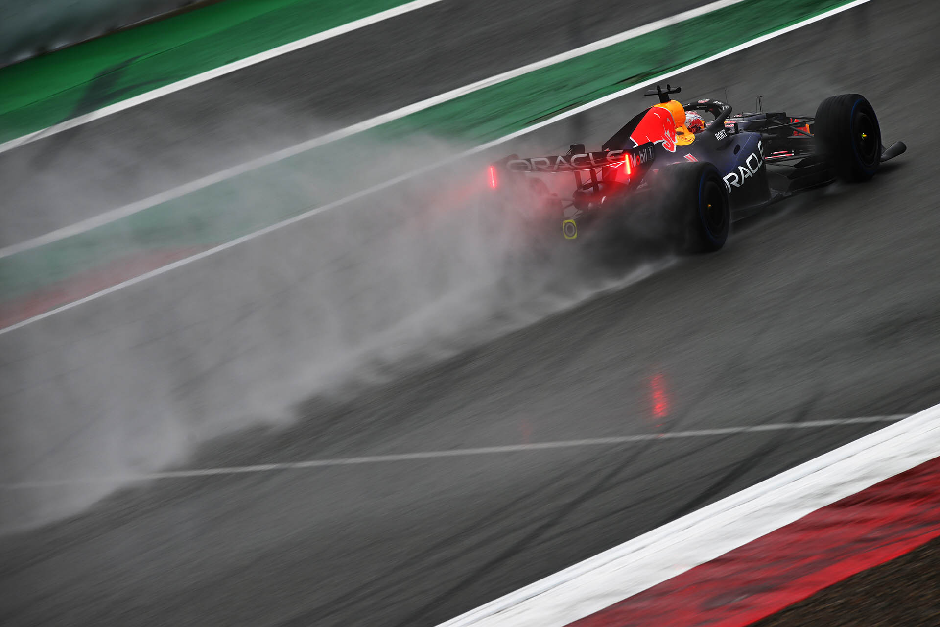 Vidéo - Le résumé et les temps forts de la 2e journée des tests F1 2026 ...